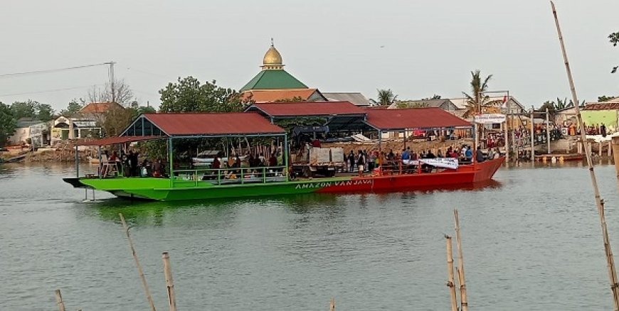 Kapal Ferry Senilai Rp 1 Miliar Hubungan Wilayah Perairan Gresik ...