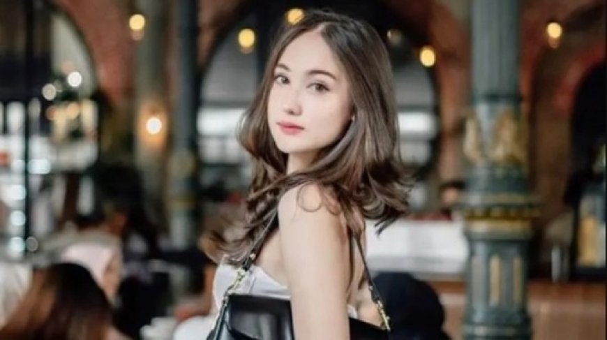 Laura Moane, Artis Blasteran Berbakat, Hadir Dukung Al Ghazali di ...