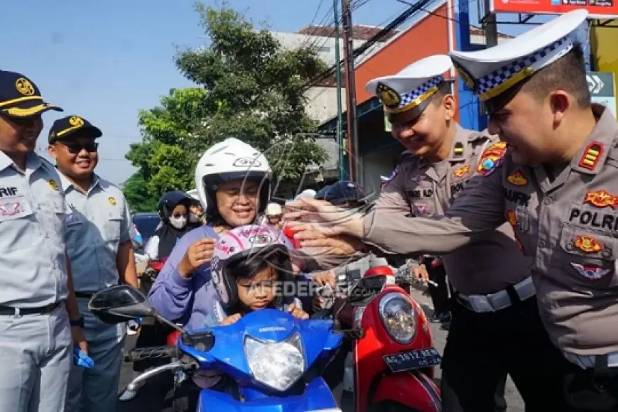 Operasi Keselamatan Semeru 2025 di Tulungagung : Tilang Tetap Jalan ...